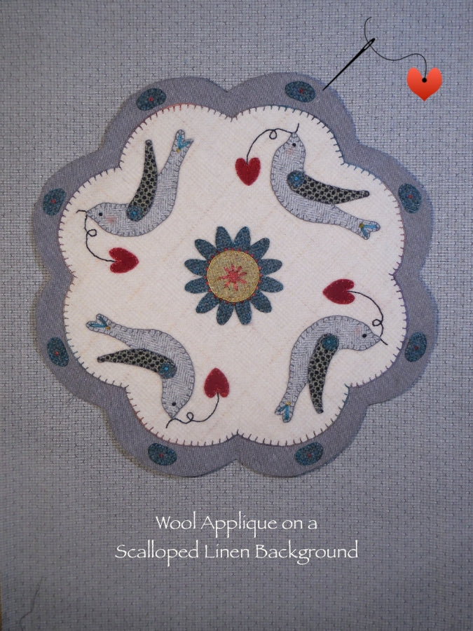 Scalloped Bird Mat – Reets' Rags To Stitches